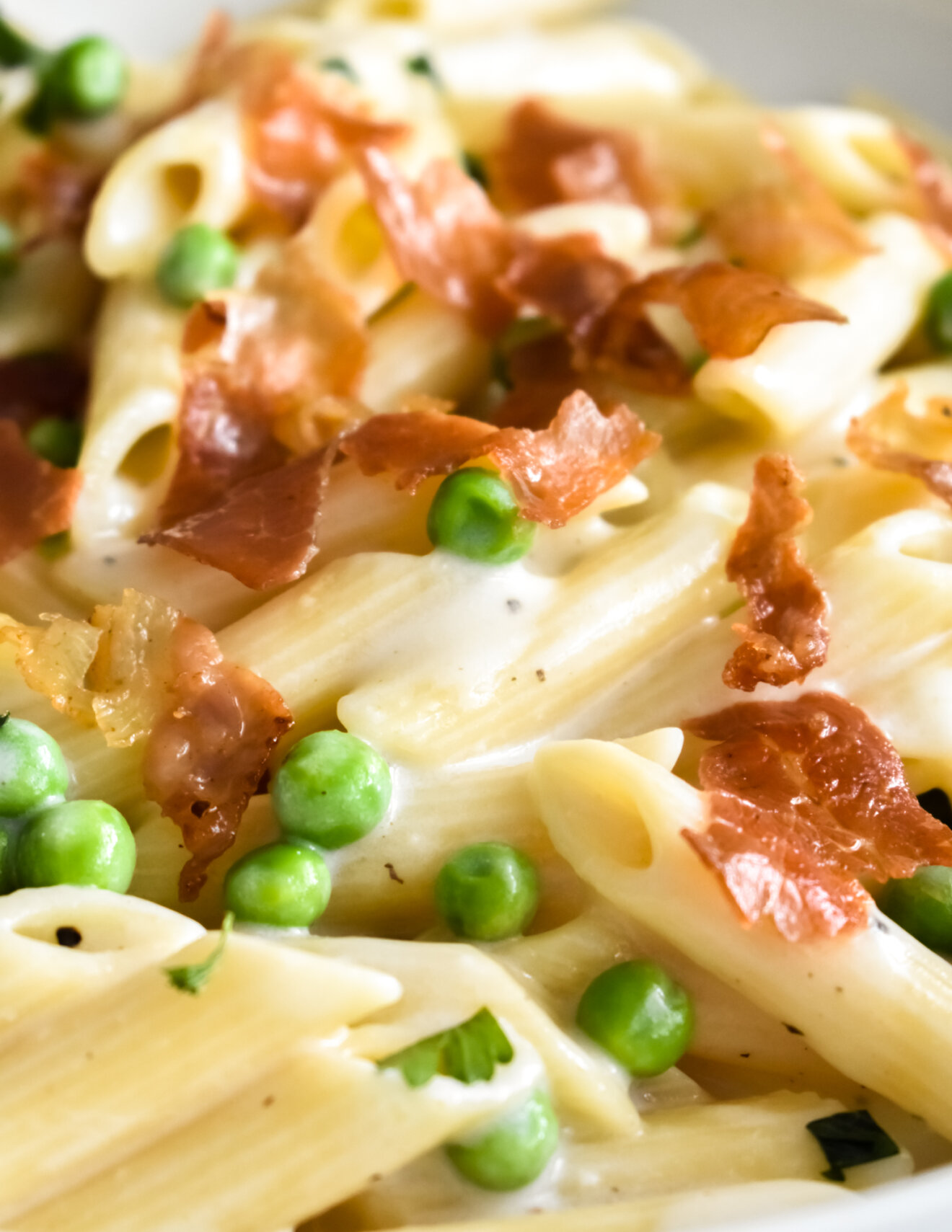 Creamy Penne Pasta with Peas and Crispy Prosciutto - Herbs & Flour