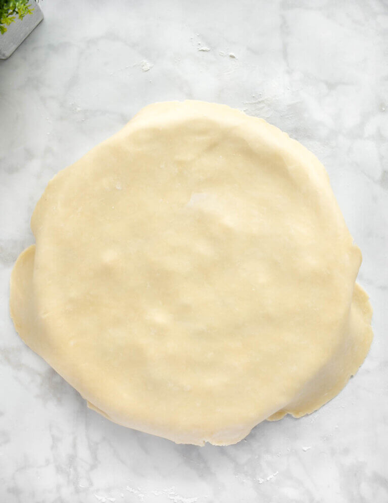 Easy Homemade Pie Crust - Herbs & Flour