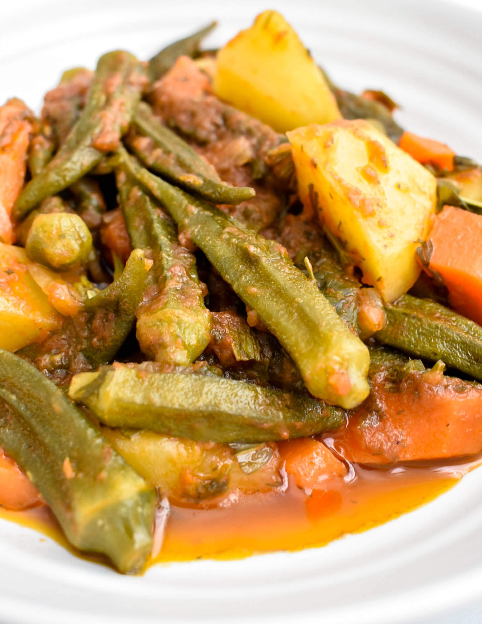 Greek Okra Stew Recipe (Bamies Latheres) - Herbs & Flour