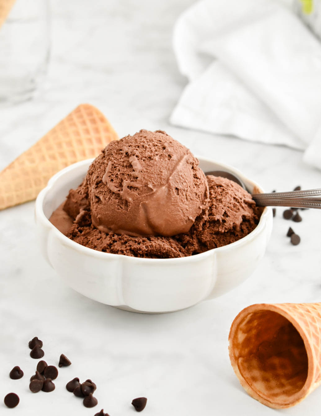 Simple Chocolate Ice Cream - Herbs & Flour