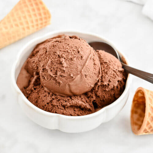 Simple Vanilla Ice Cream - Herbs & Flour